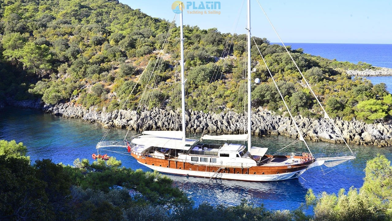 Turkey Yacht Charter – Gulets, Motor Yachts & Trawlers